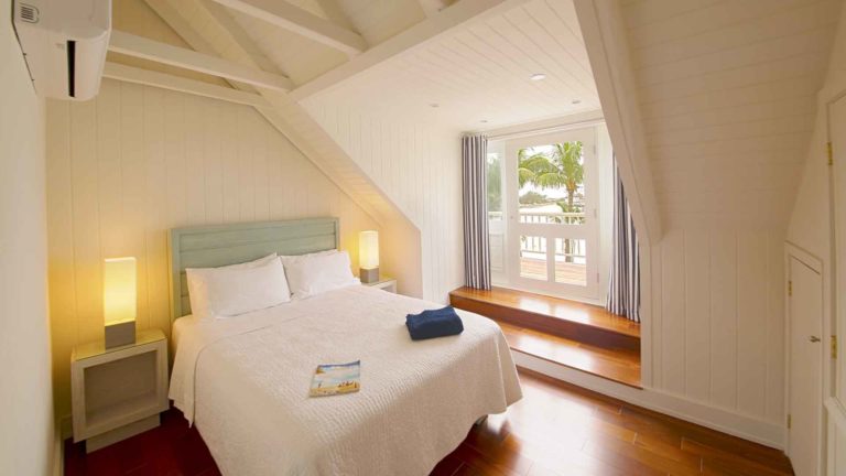 Cornerwall House - Squires Estate